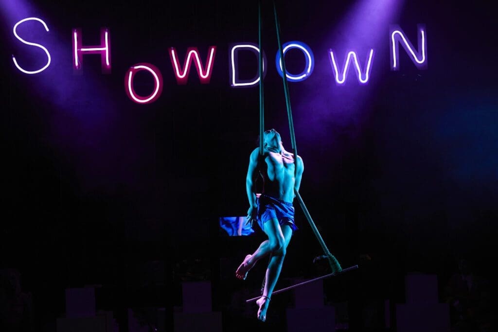 Showdown — Upswing